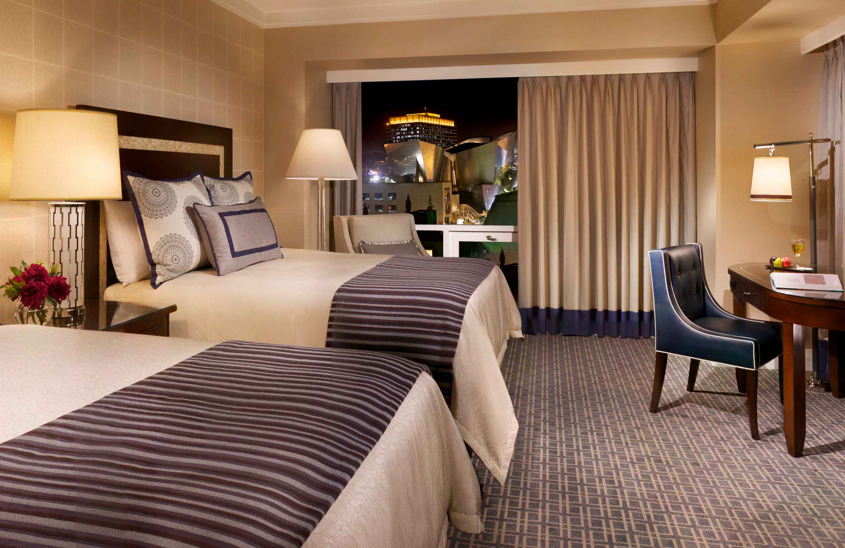 Accessible Hotel Rooms | Omni Los Angeles Hotel at California Plaza